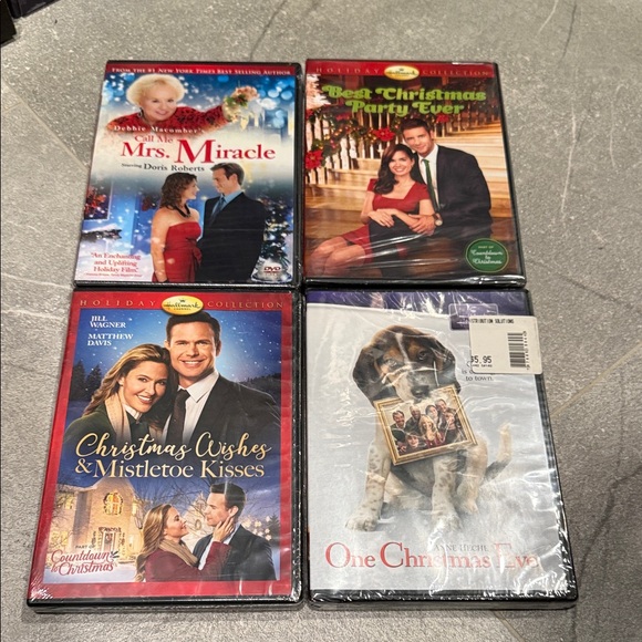 Hallmark | Media | Hallmark Holiday Dvd Collection Red And Green Covers ...